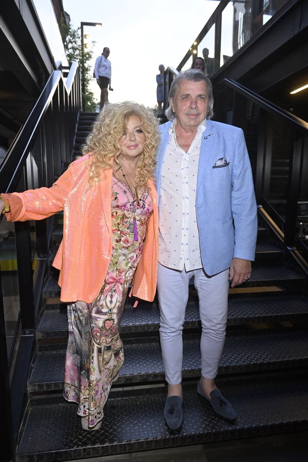 Miała wielu partnerów. Adamczyk jej unika, pierwszy mąż zmarł w ...