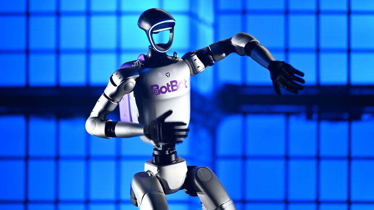 Chiny stawiają na roboty humanoidalne. Świat nie nadąża ich kupować
