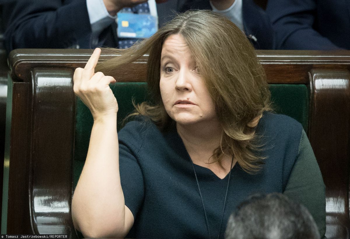 Joanna Senyszyn o komisji etyki dla Joanny Lichockiej. "Może pogrozić ...