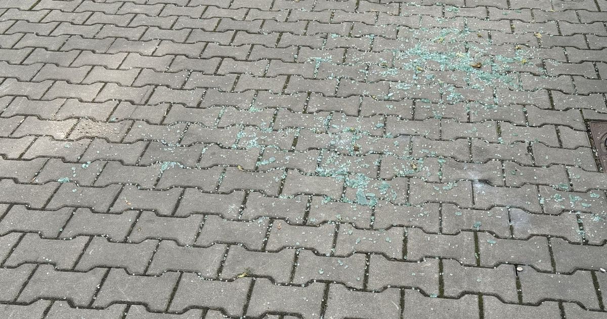 "Usłyszałem kilka huków, aż się cofnąłem". Akcja CBŚP pod blokiem na ...