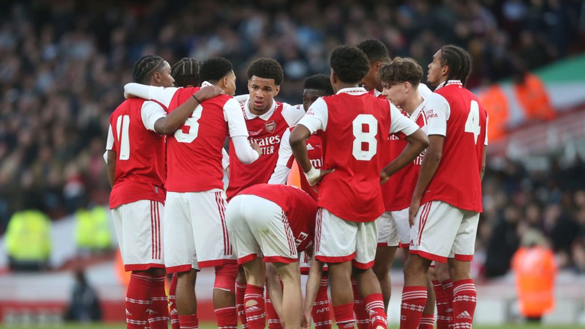 Mecz Arsenalu U-18 przełożony przez kuriozalny błąd kierowcy autokaru