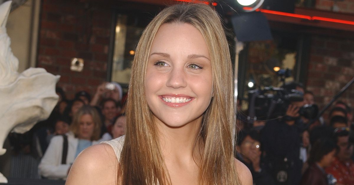 Amanda Bynes chodziła nago po ulicy. Po dziecięcej gwieździe nie ma już ... Amanda Bynes chodziła nago po ulicy. Po dziecięcej gwieździe nie ma już ...
