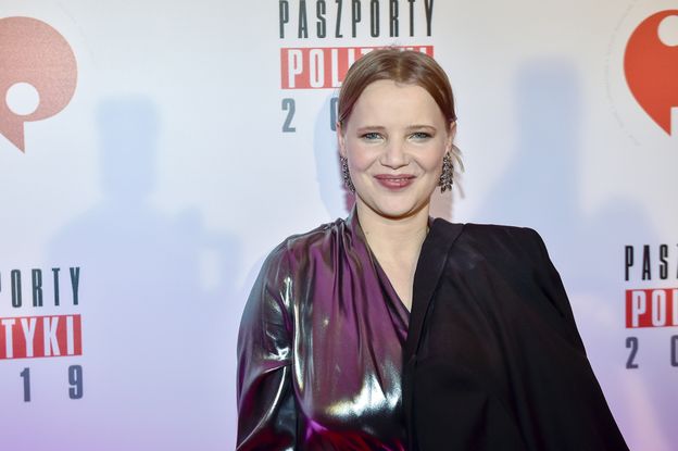 Joanna Kulig zagra w hollywoodzkim filmie u boku Anne Hathaway i ...