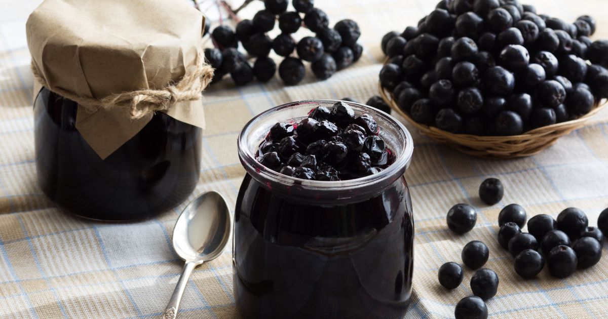 Co zrobić z aronii? 3 pomysły na przetwory z aronii - WP Kuchnia