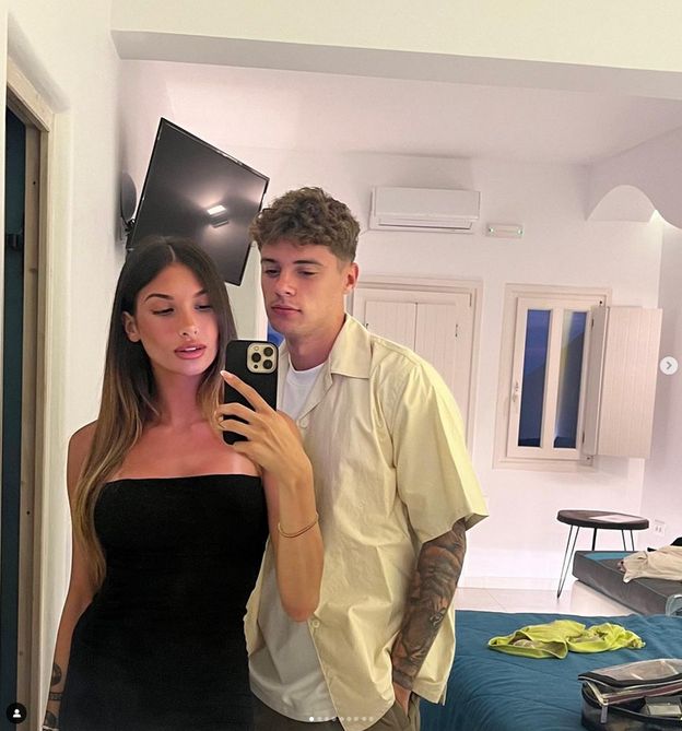 Oto co dostała od Zalewskiego. Wcześniej pisano o zdradzie - Pudelek