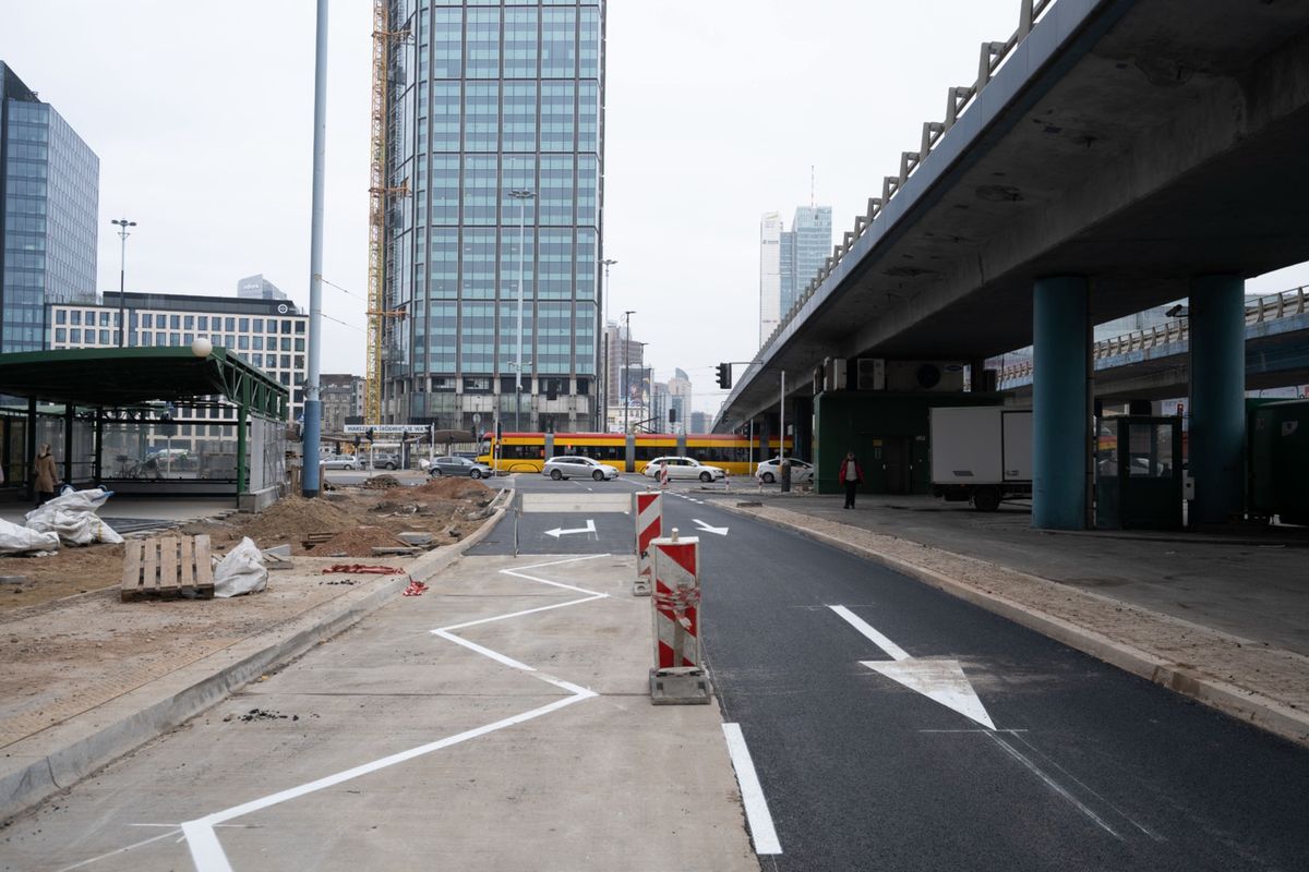 Warszawa. Pokazujemy, jak zmienia się rondo Czterdziestolatka [ZDJĘCIA ...