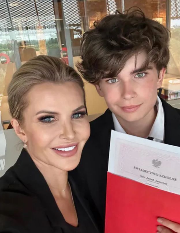 Joanna Racewicz wypisała syna z religii. Ujawnia powód - Pudelek