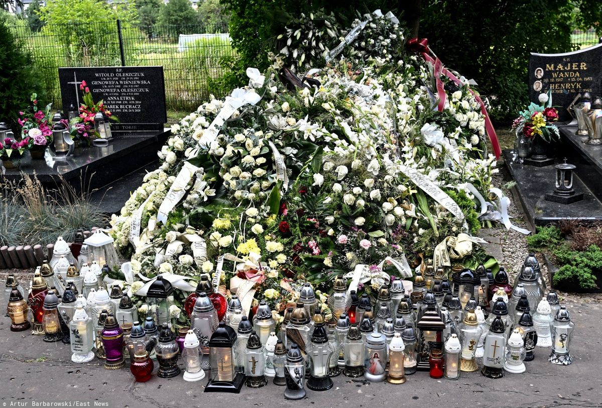 Znieważył grób syna Sylwii Peretti. Jest ruch sądu - WP Wiadomości