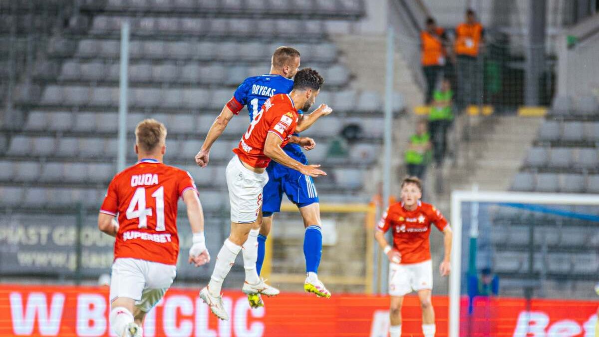 Wisła Kraków - Wieczysta Kraków. Gdzie oglądać mecz Betclic I ligi? O ...