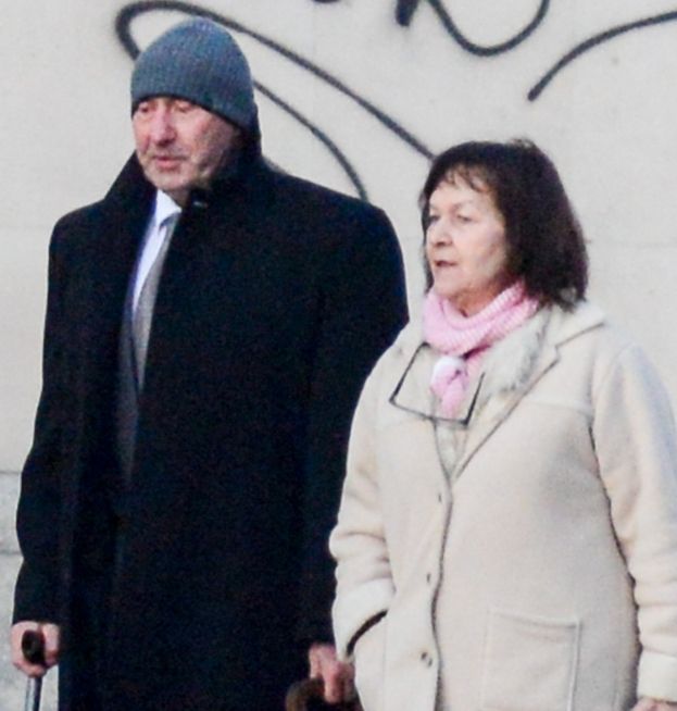 Wystylizowana Szulim i rodzice Dody w sądzie! (ZDJĘCIA) - Pudelek