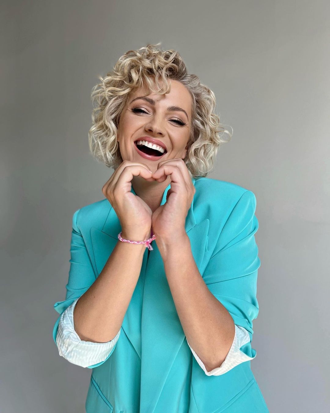 Dorota Szelągowska pokazała z bliska poznaczone rozstępami uda. Nie ukryła, co myśli o tym ...