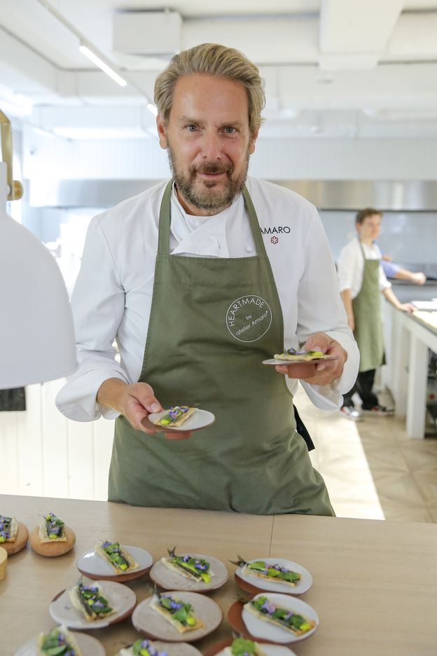 Wojciech Modest Amaro porzucił prowadzenie restauracji i zaczął żyć ...