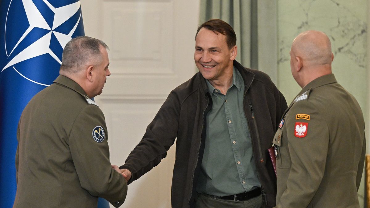 Bloomberg: NATO wzmacnia obronę Polski po incydencie z dronami
