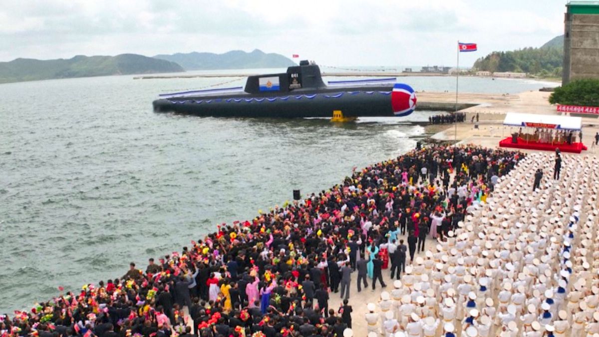 Atomowe groźby Kima. Pierwszy taki okręt w historii Korei Północnej ...