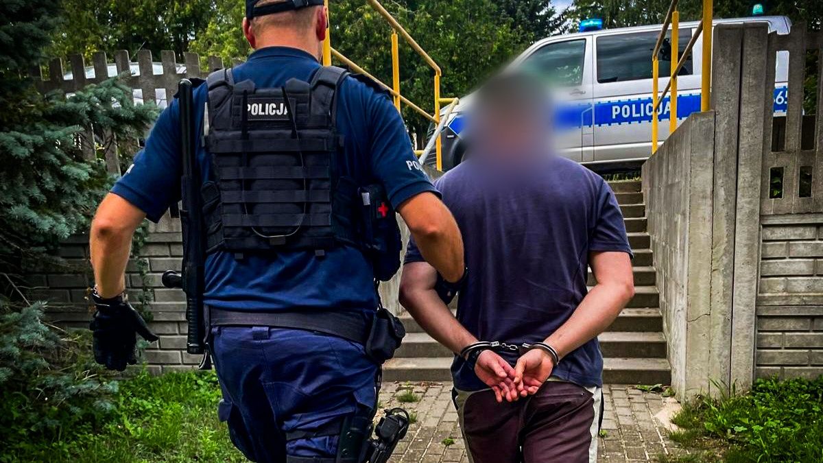 Rodzinna awantura w Siemiatyczach. Syn ugodził ojca nożem