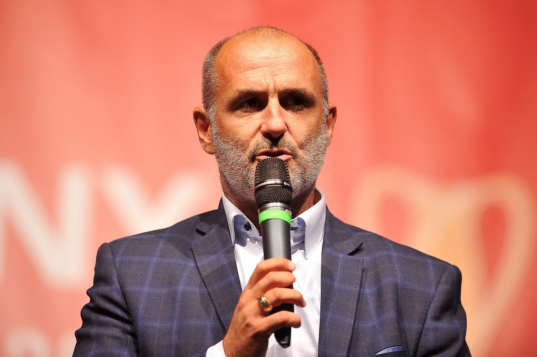 Sprawdź, na który mecz wybiera się Probierz. To będzie jego debiut w ...