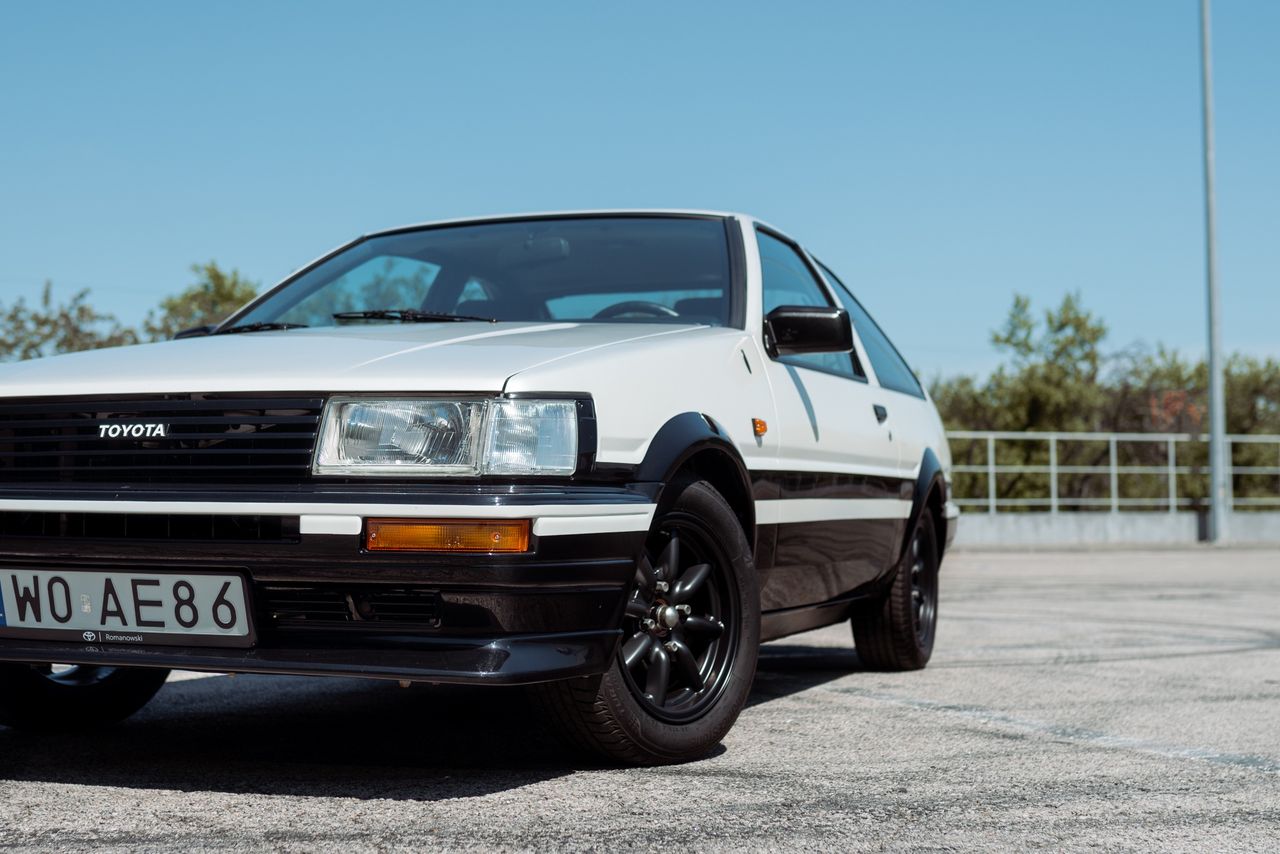 Test: Toyota AE86 Levin i GR86 – hachi-roku kończy 40 lat, ale jej geny ...