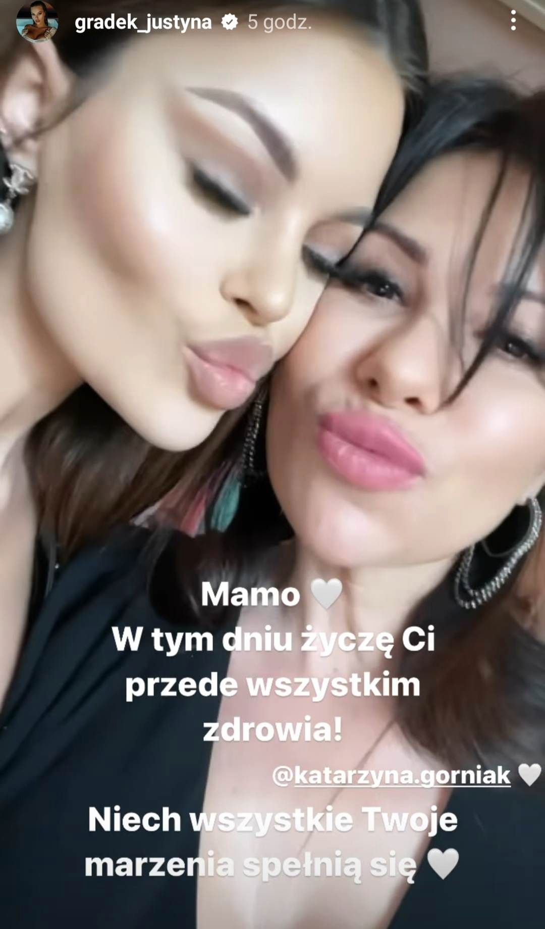 Justyna Gradek pokazała piękną mamę! Wyglądają jak siostry, a modelka ...
