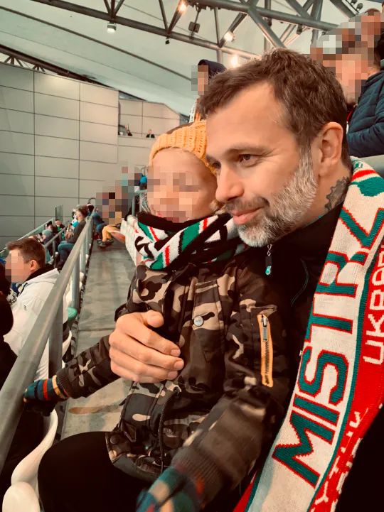 To on był pierwszym mężem Woźniak-Starak. Co dziś robi Adam Badziak ...