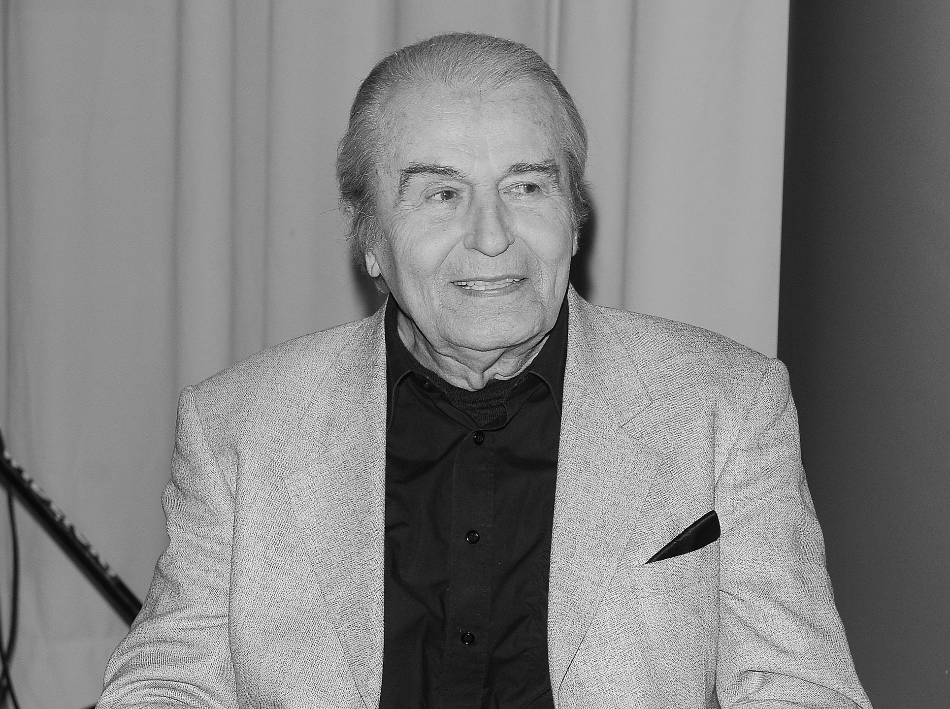 Tadeusz Pluciński: pogrzeb organizuje była żona i synowie - WP Gwiazdy