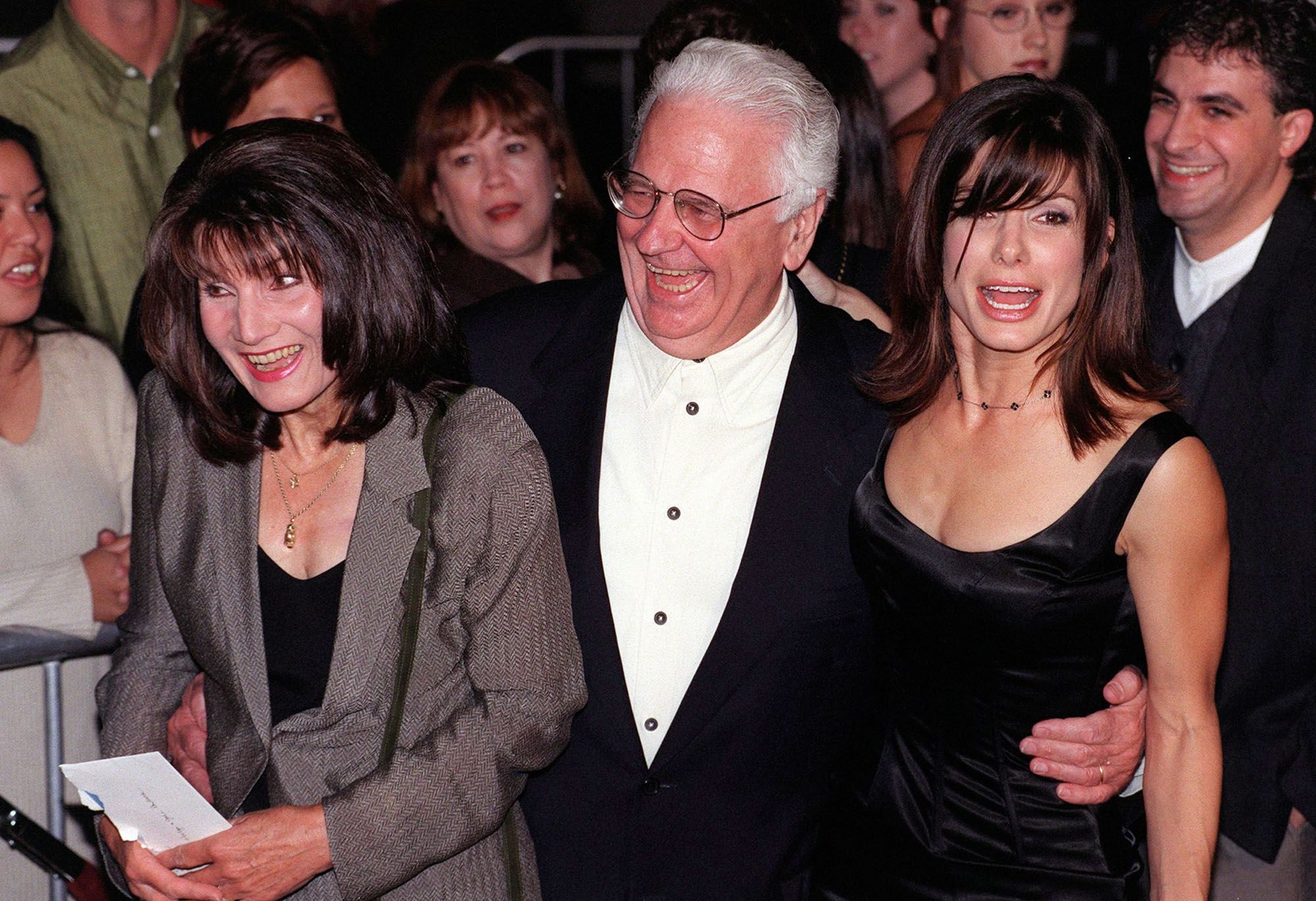 Nie żyje ojciec Sandry Bullock. "Dziękuję ci za służbę" - WP Gwiazdy