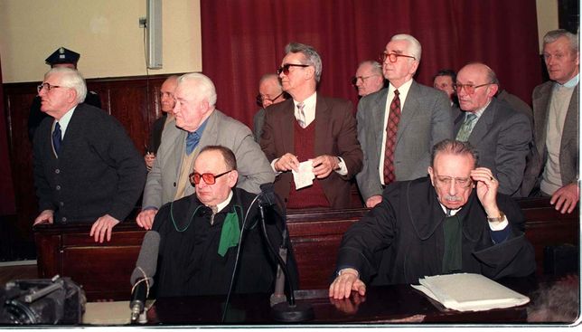 Komunistyczny ideowiec i więzienny oprawca - historia ubeckiego ...