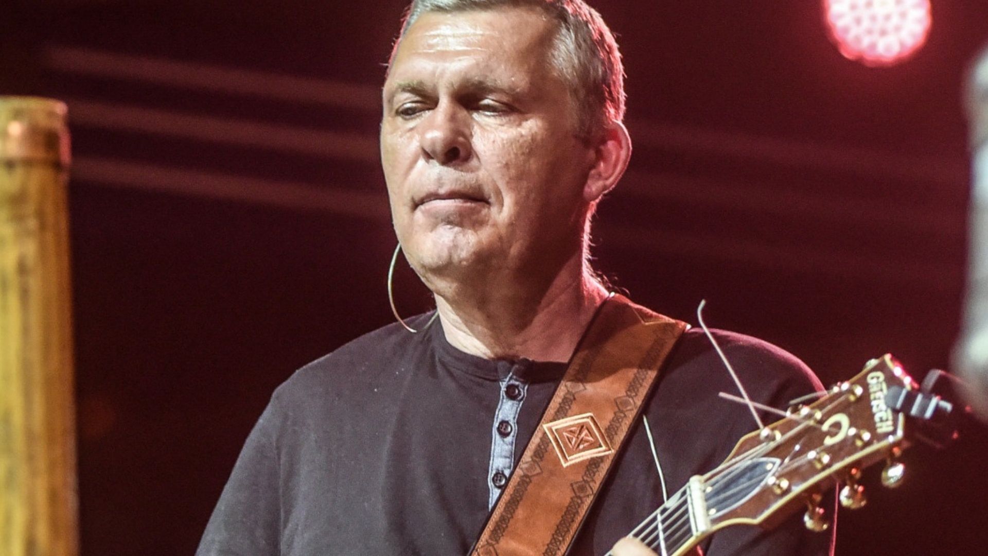 Adam Nowak z Raz Dwa Trzy: nie obciążajmy innych swoimi smutkami - WP ...