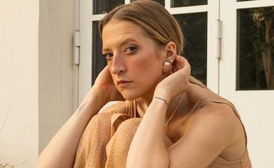 Włożyła "nagą sukienkę". Trudno oderwać wzrok - WP Kobieta