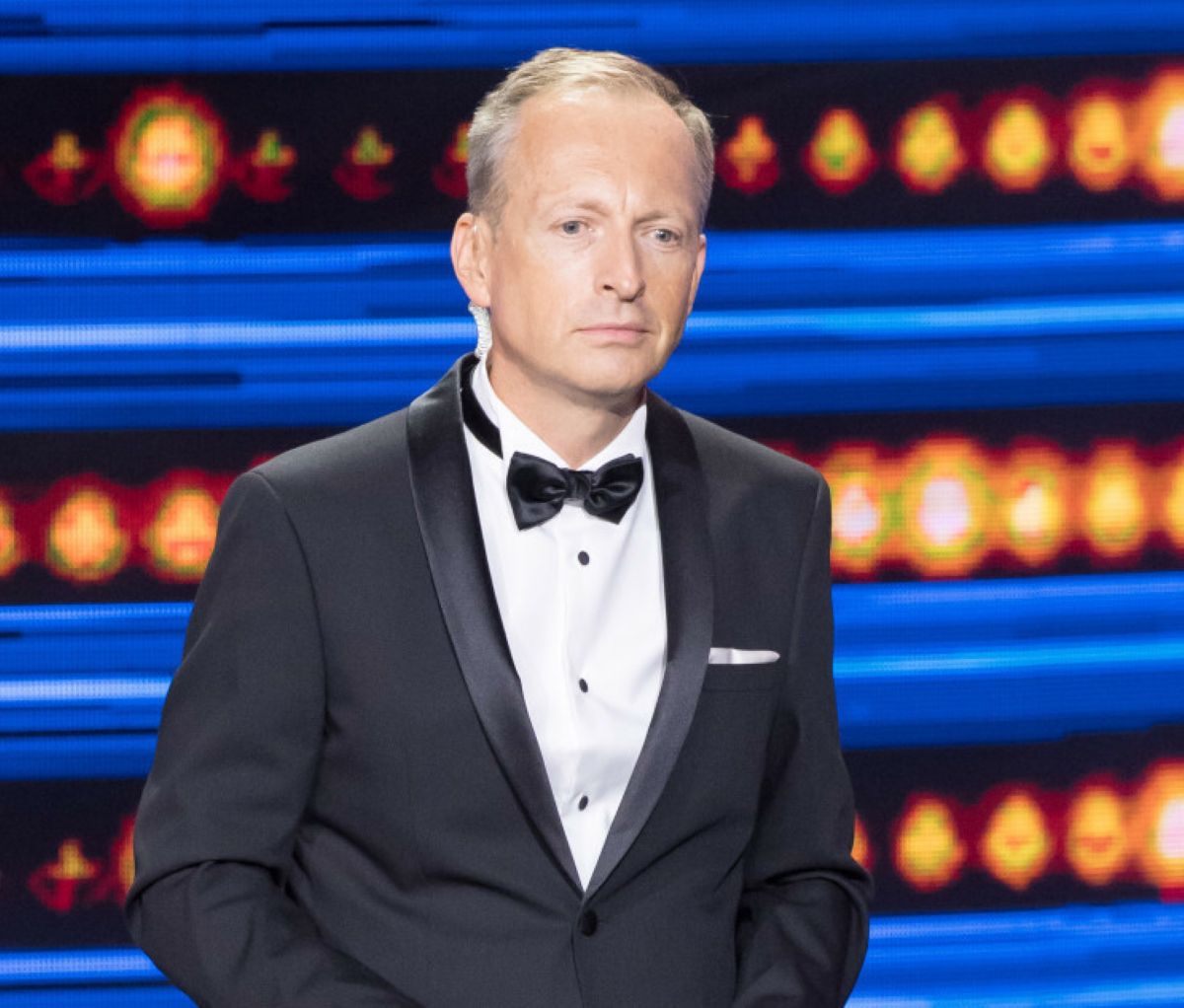Krzysztof Piasecki w żałobie. Znamy szczegóły pogrzebu - WP Gwiazdy