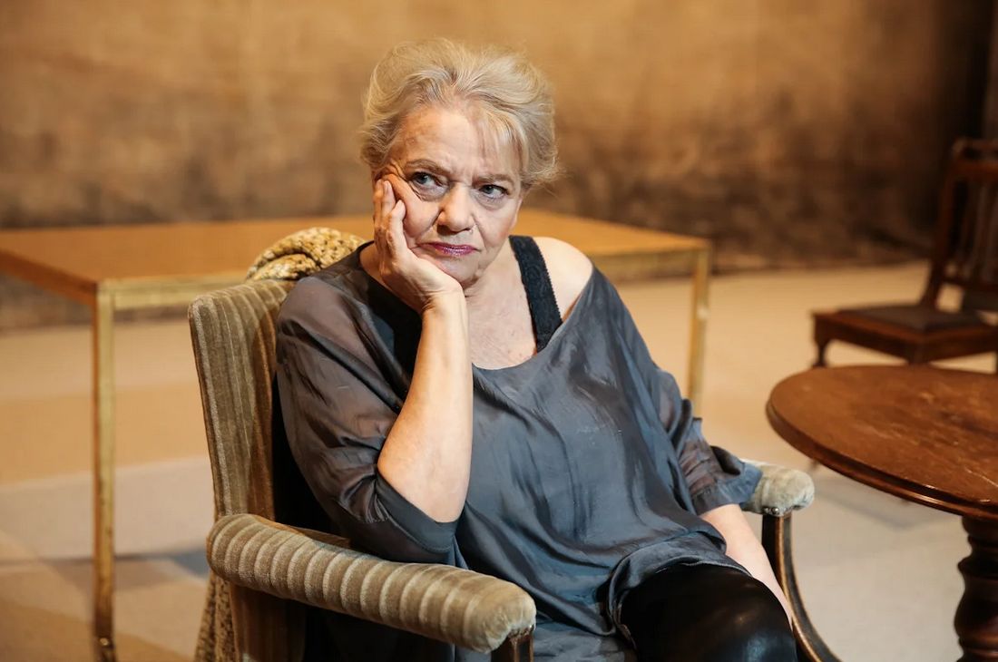 Anna Seniuk o duchach II wojny światowej. "Życie Pani Pomsel" w Teatrze ...
