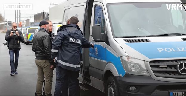 Rutkowski Patrol zatrzymany. "Paramilitarny gang" - Pudelek