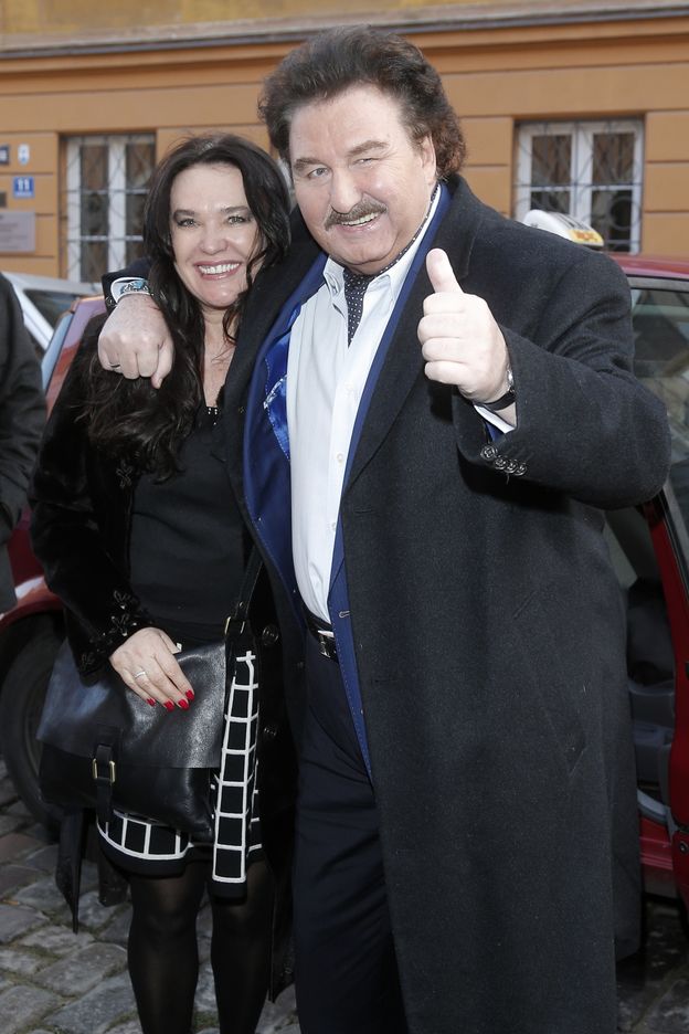 Ewa Krawczyk sprawiła pasierbowi... miejsce na cmentarzu. Miły gest ...