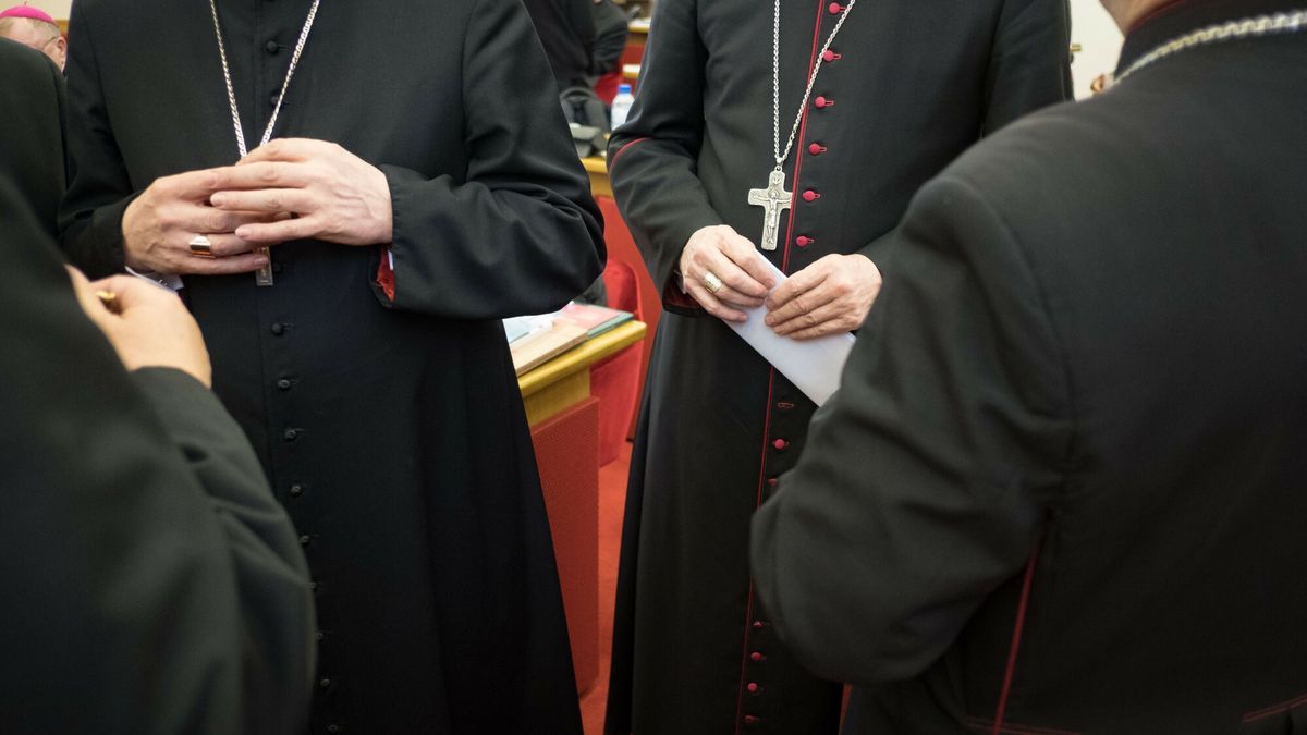 Nieodwracalny trend. Księży będzie mniej [OPINIA]