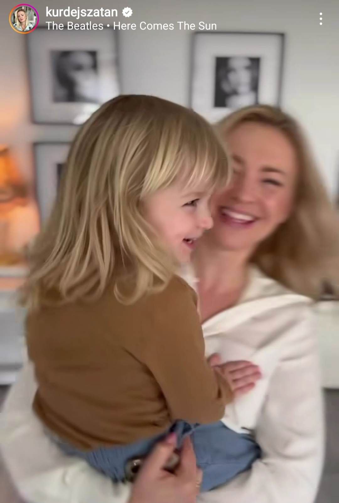 Basia Kurdej-Szatan zabrała syna do fryzjera. Po długich blond włosach ...