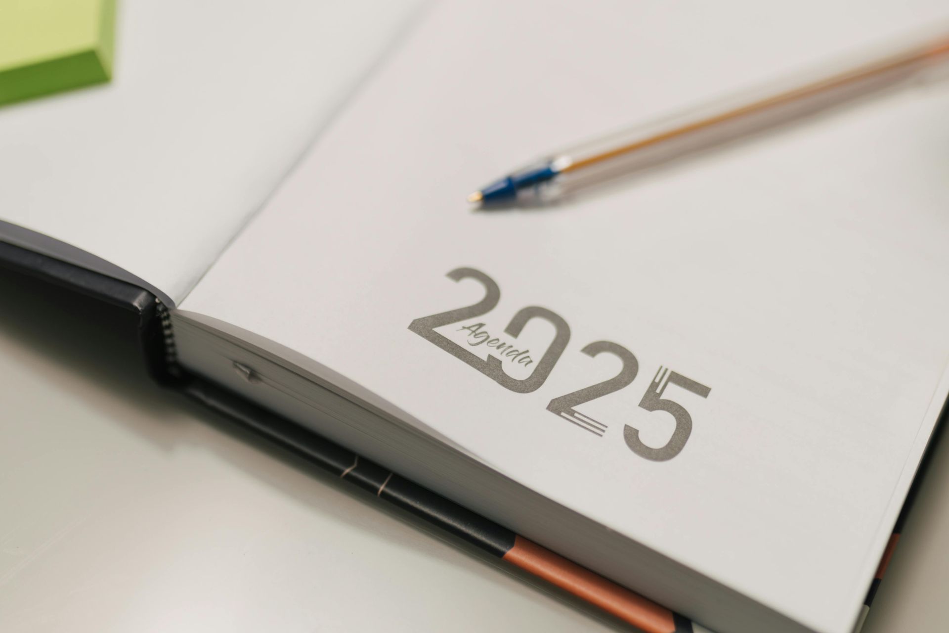 Co się wydarzyło w 2025 roku?