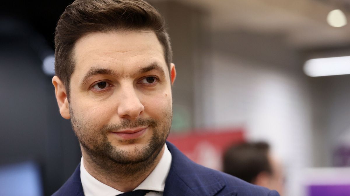 Patryk Jaki zaliczył wpadkę. Poprawił go poseł opozycji