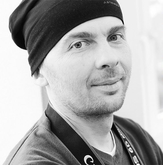 Igor Drozdowski nie żyje. Fotograf przegrał walkę z glejakiem mózgu - Pudelek
