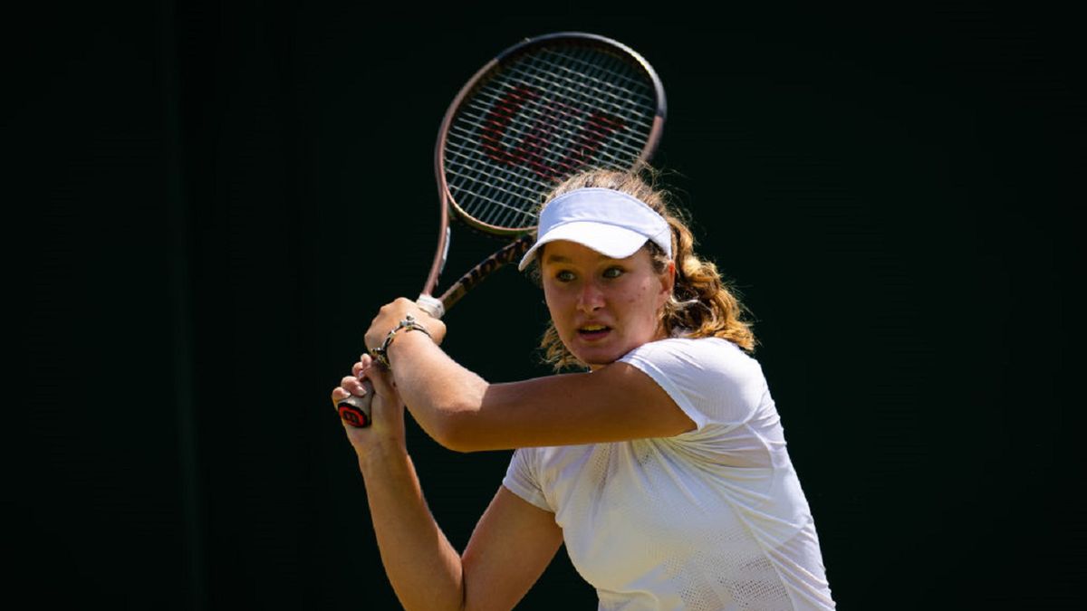 Dwa sety w meczu 17-letniej Polki. To był jej debiut w WTA Tour
