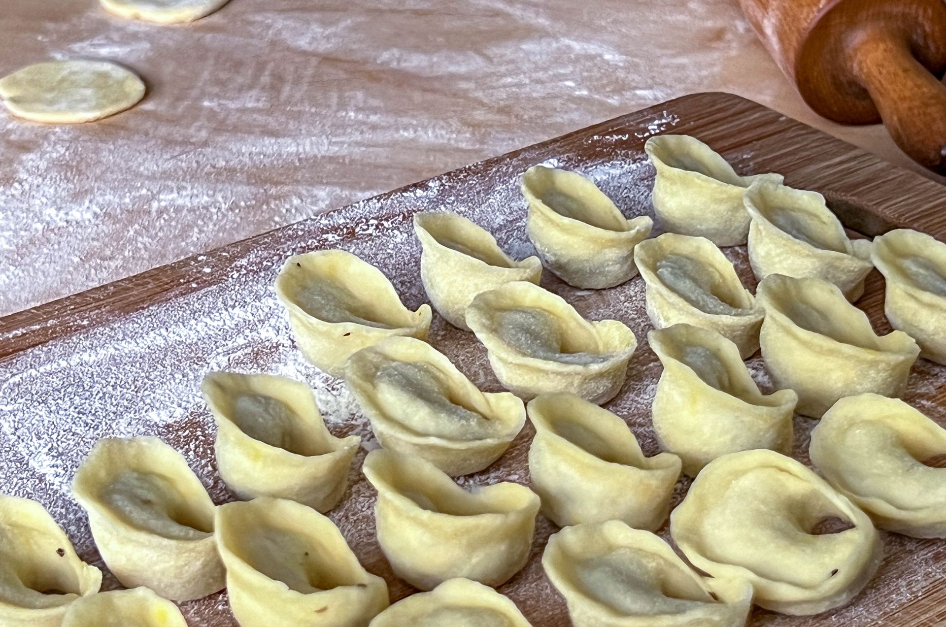 Jak zrobić farsz do uszek z pieczarek? Łatwy przepis