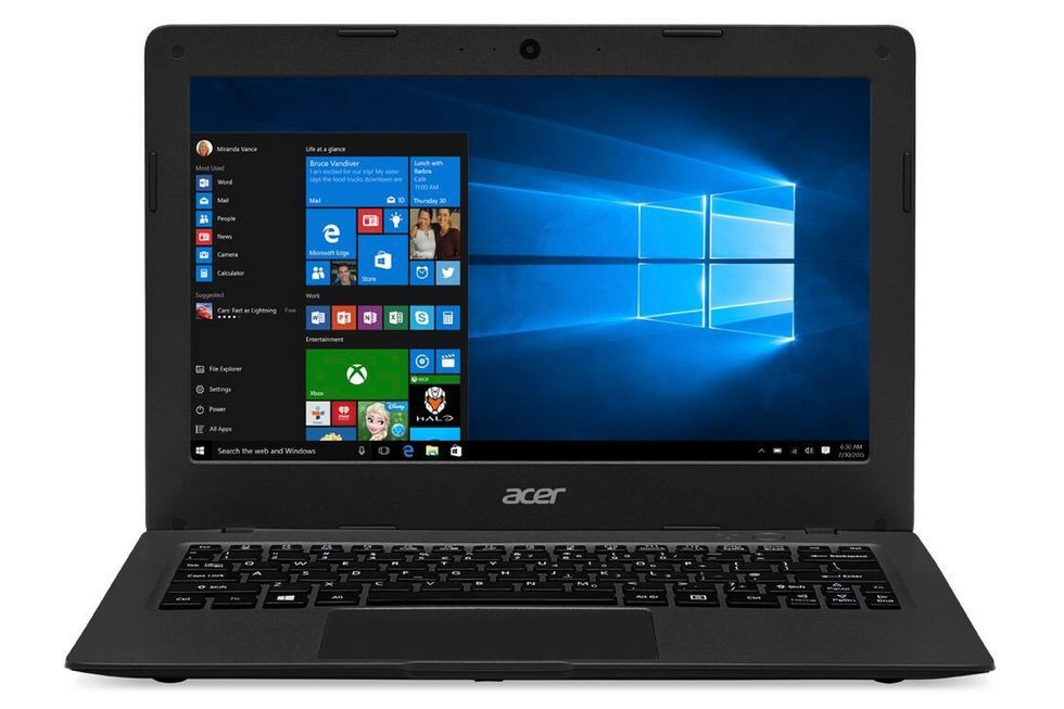 Laptop Della z BR za 879 dolarów