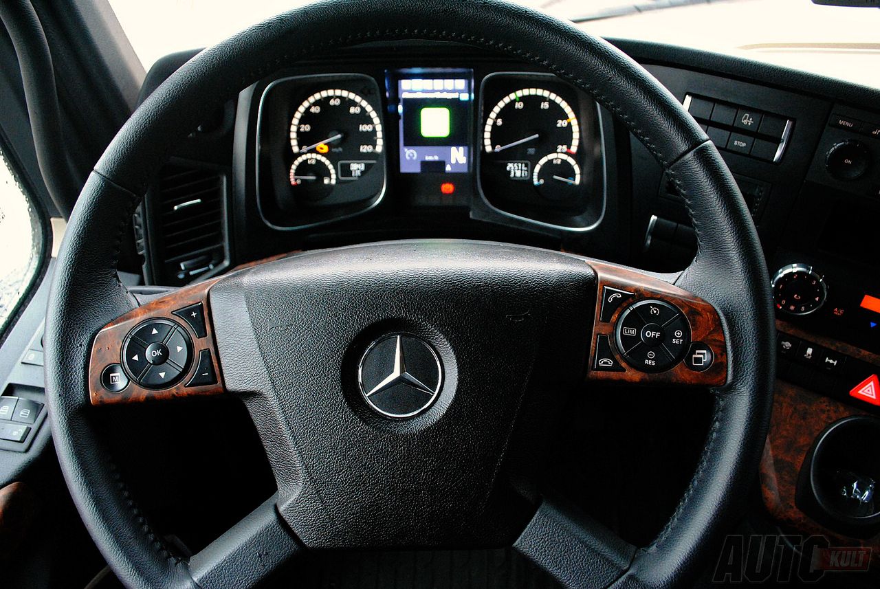 Mercedes-Benz Actros MP4 - Transporters [waga ciężka]