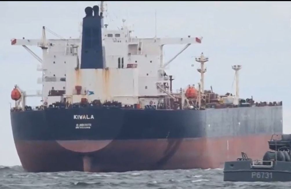 Tankowiec Kiwala zatrzymany w Estonii. Jednostka niezdolna do pływania