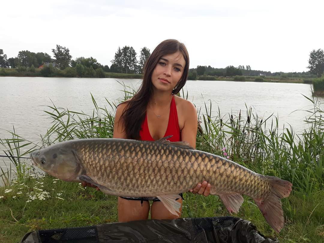 Łowi ryby. Mówi, jak reagują inne kobiety - WP SportoweFakty