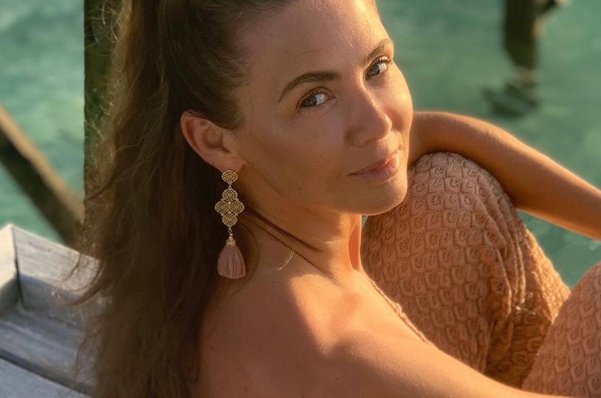 Kinga Rusin na rajskiej plaży w białym kostiumie. Mówi o ślubie - WP ...