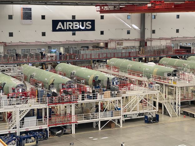Byłem w fabryce Airbusa w Hamburgu. Oto jak powstają samoloty z rodziny ...