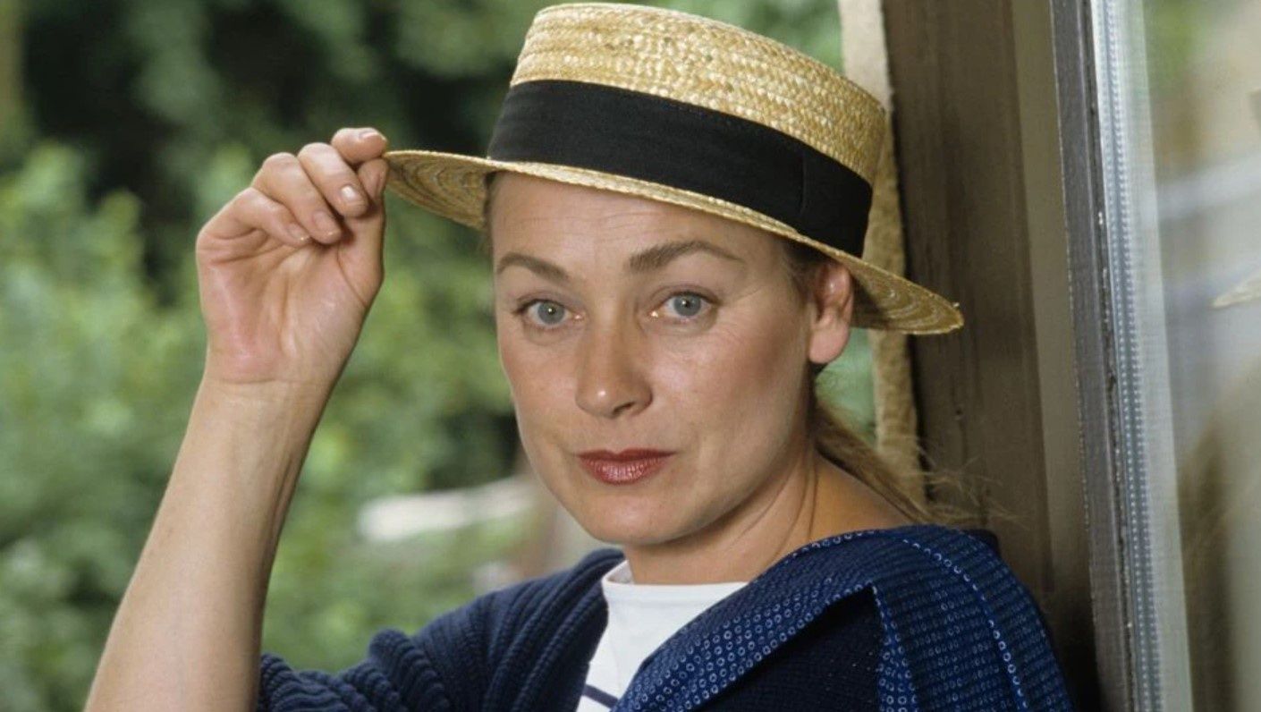 Nie yje Genevi ve Grad Aktorka Brylowa a W andarmie Z Saint Tropez