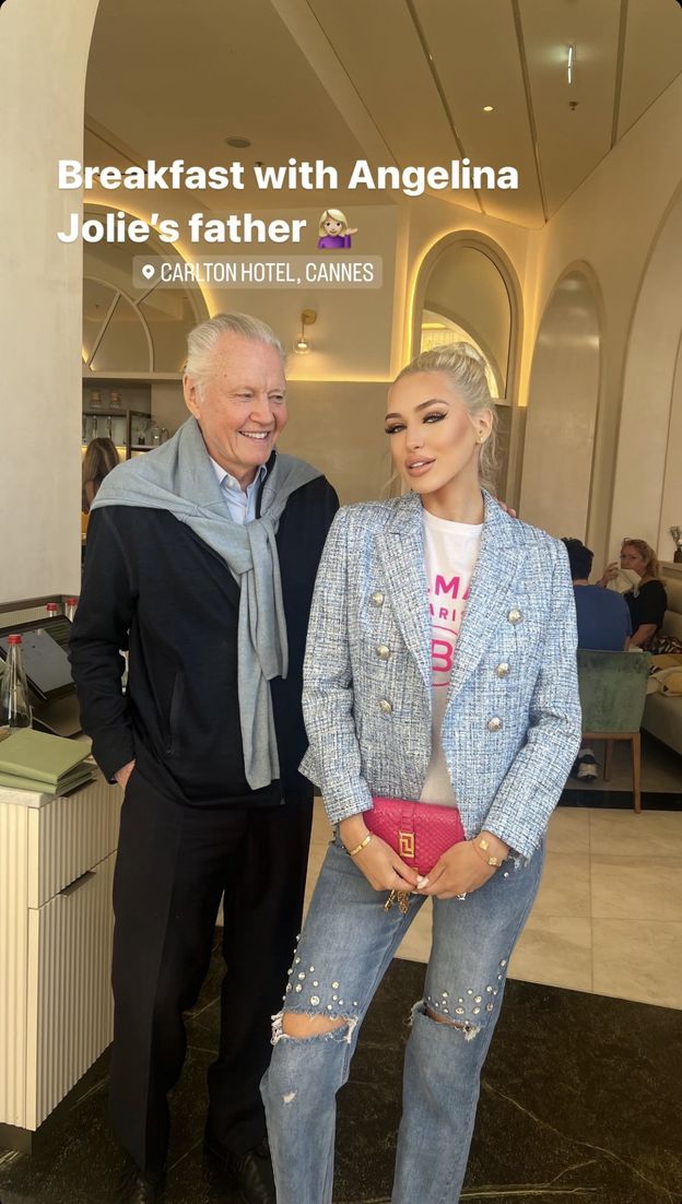 Derpienski zjadła śniadanie z ojcem Angeliny Jolie. Co na to "Jack ...