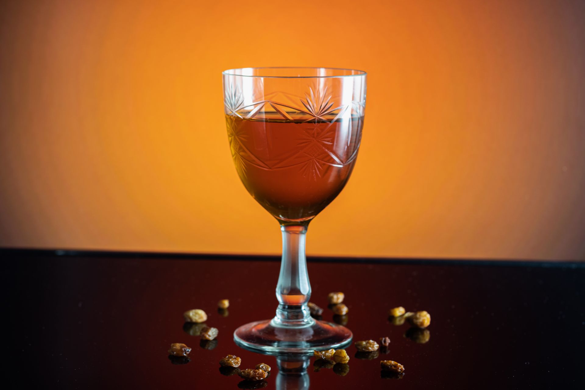 Likwiduje obrzęki i zapychające złogi w jelitach. Wystarczy kieliszek