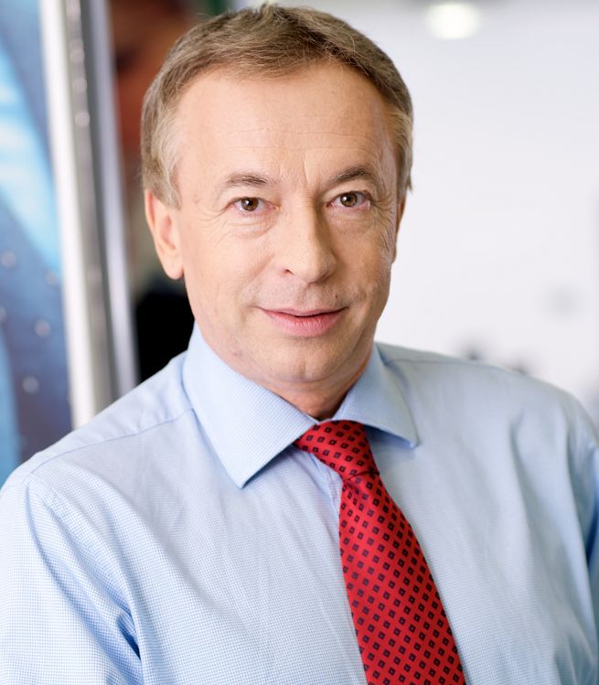 Zbigniew Lazar: Dobry rzecznik rządu rozumie, że może budować lub ...