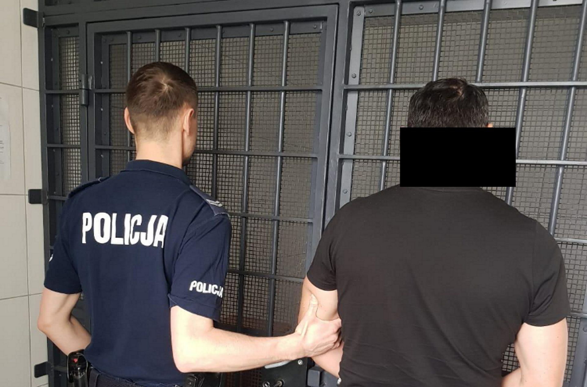 Ukradł z marketu aż 172 kostki masła. Grozi mu nawet 5 lat więzienia
